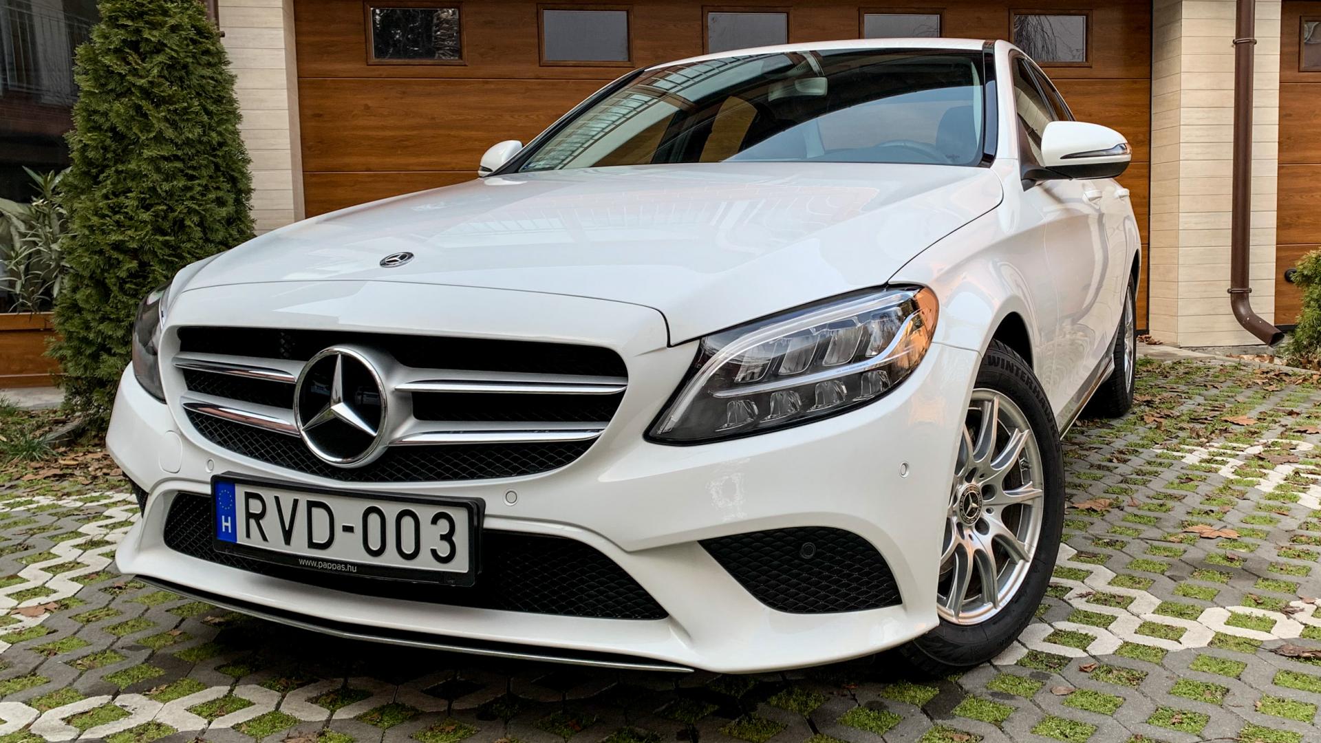Mercedes-Benz C160 | S-Car Rent