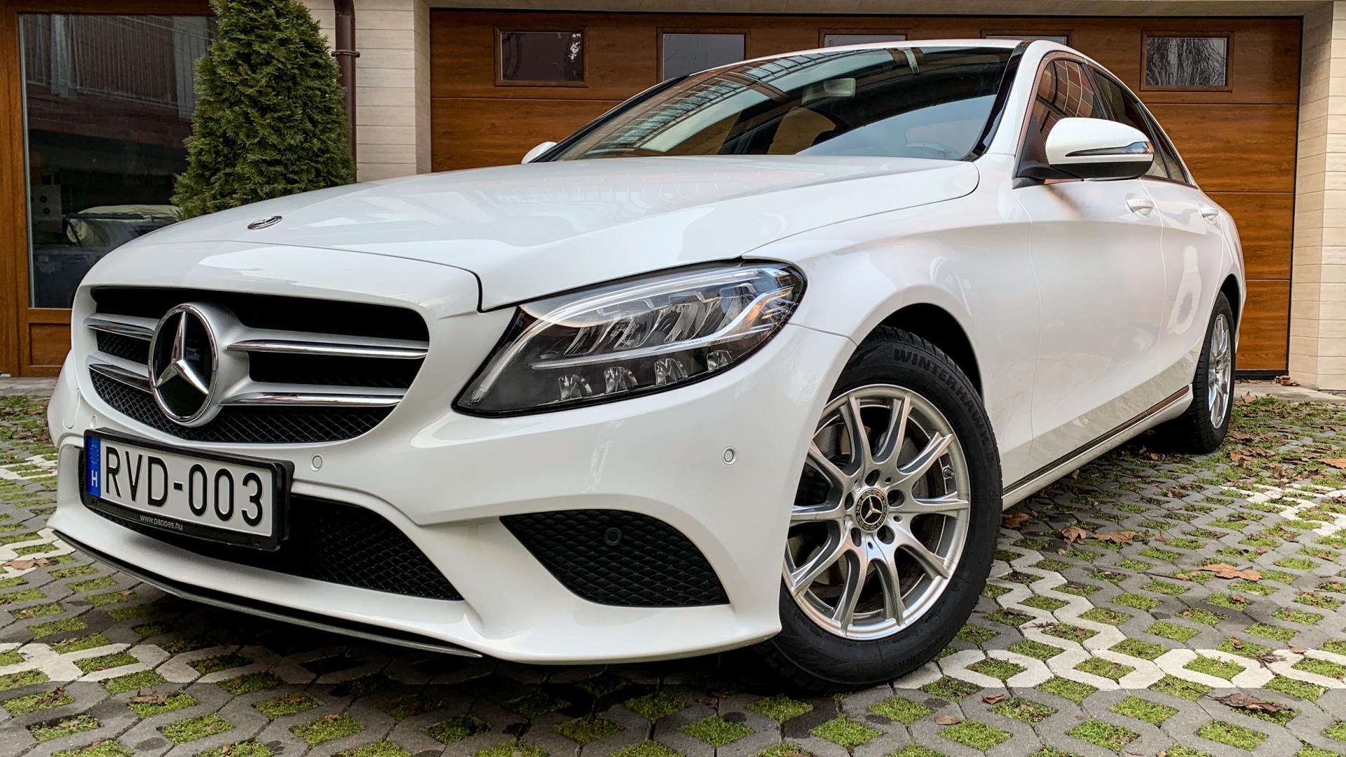 Mercedes-Benz C160 | S-Car Rent